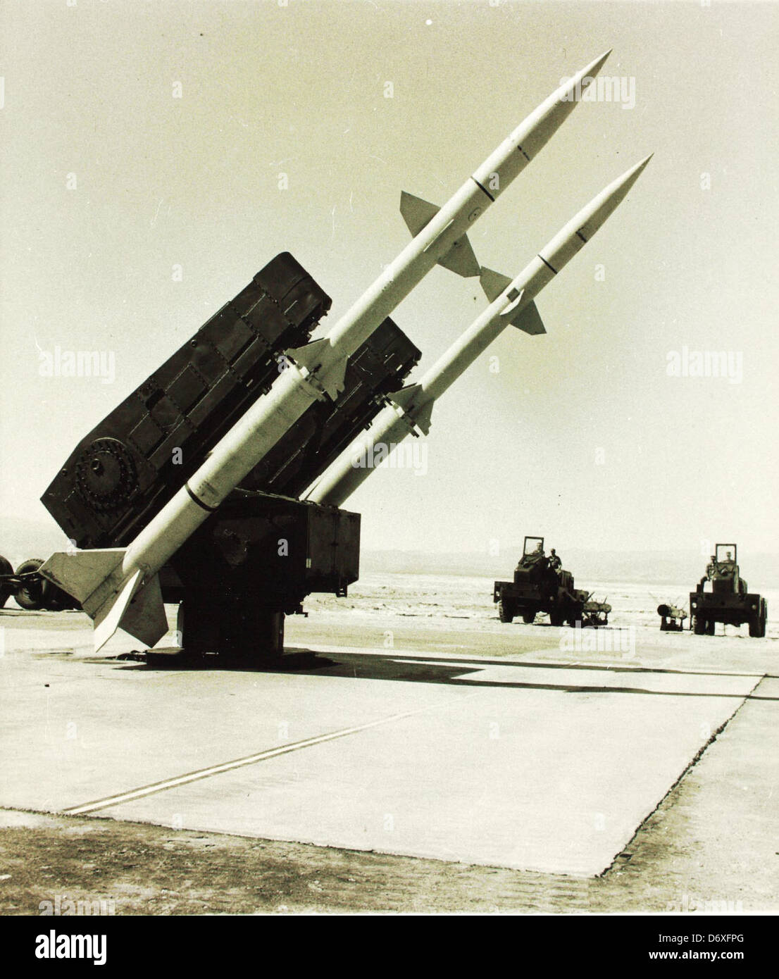 Convair/General Dynamics Plant and Personnel Stock Photo - Alamy Convair/General Dynamics Plant and Personnel Stock Photo - Alamy