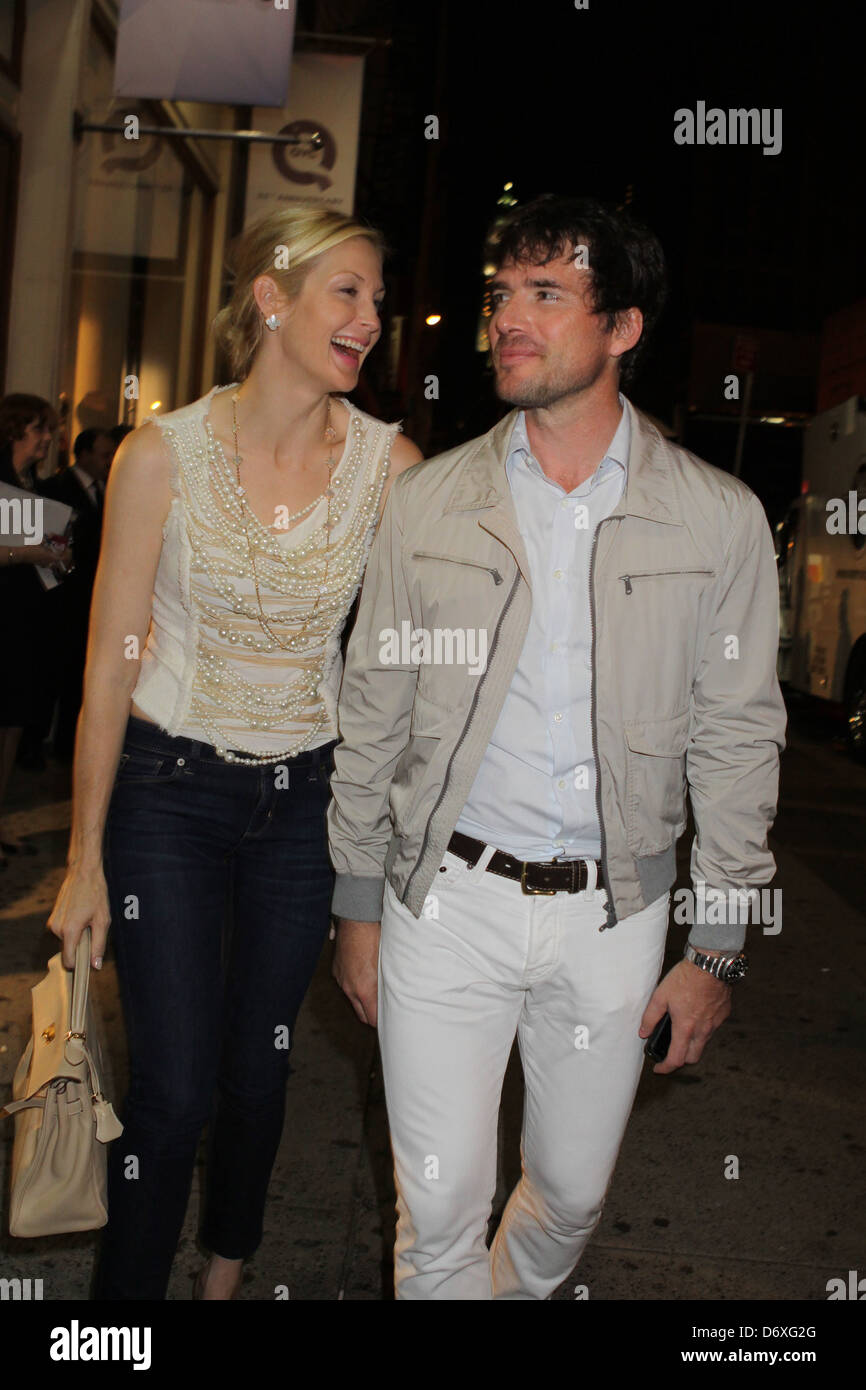 Kelly Rutherford and Mathew Settle Mercedes-Benz New York Fashion Week ...