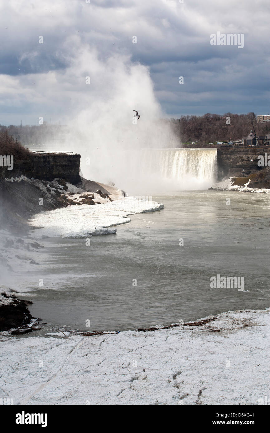 Niagara Falls at springtime, on the border between USA and Canada Stock ...