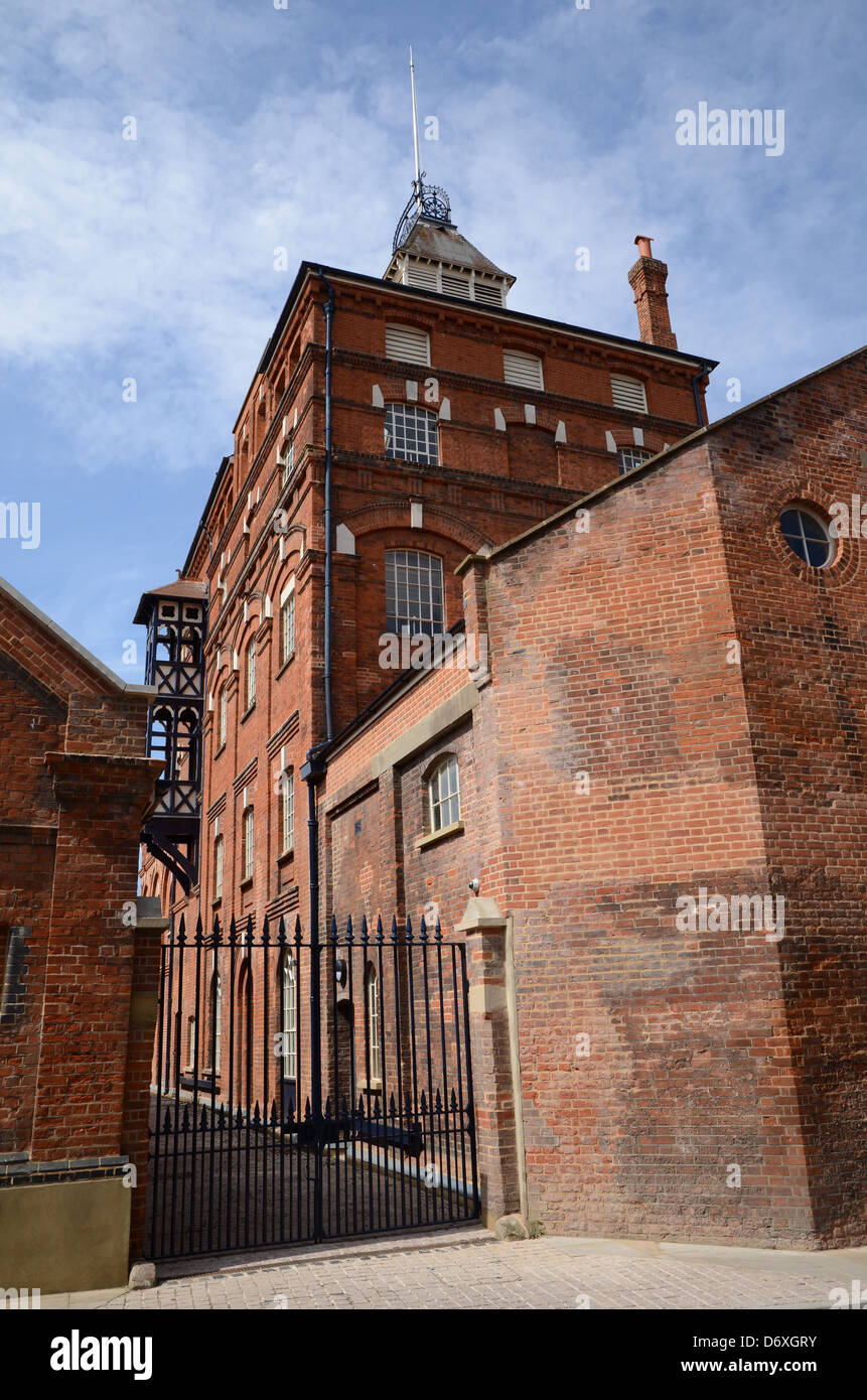 Old brewery building hi-res stock photography and images - Alamy