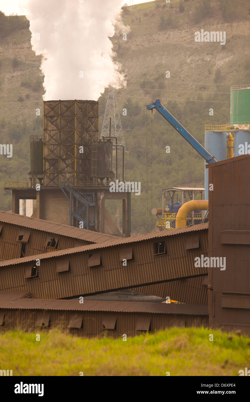Steel factory industry Stock Photo - Alamy