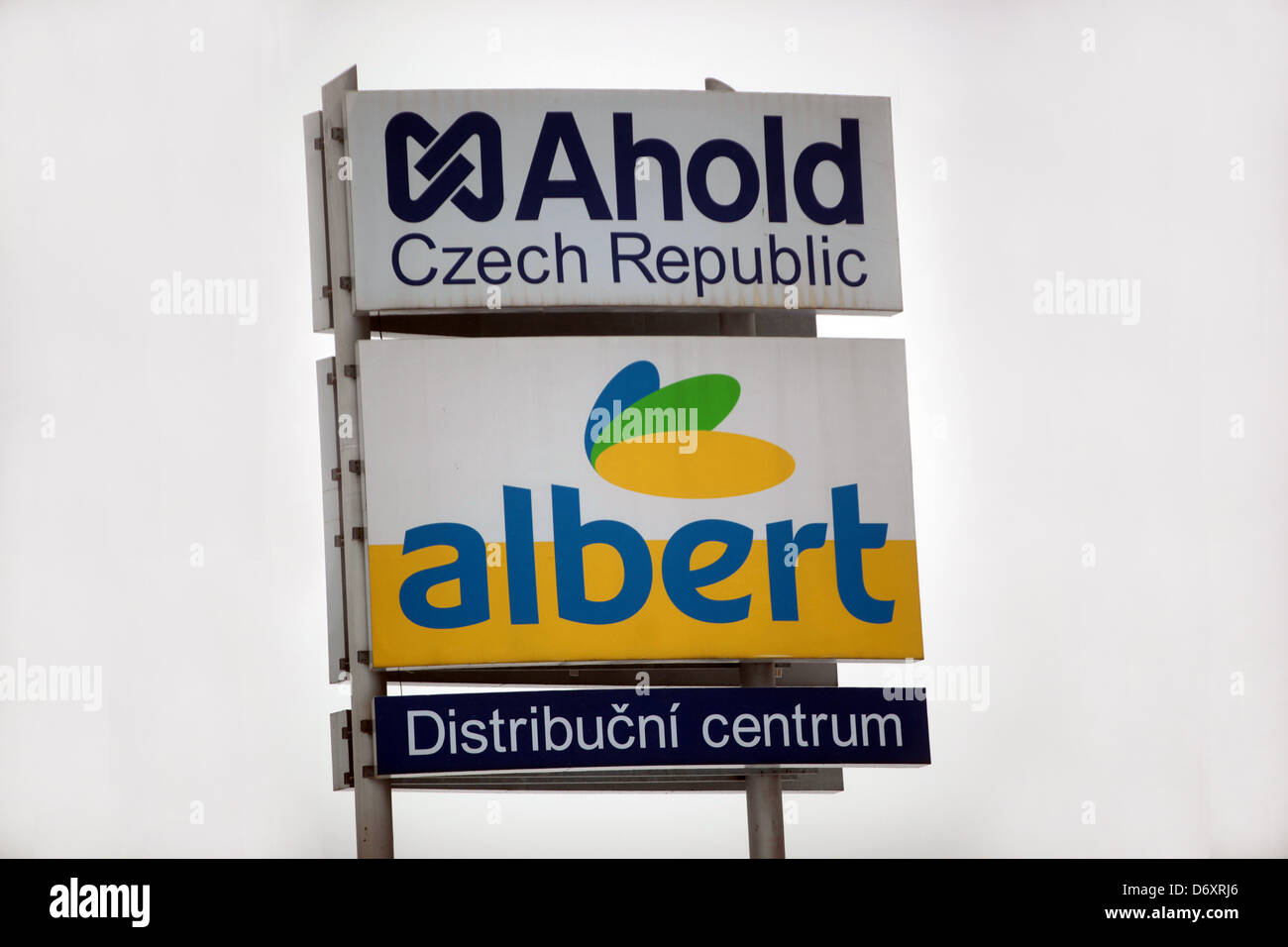 Ahold hi-res stock photography and images - Alamy