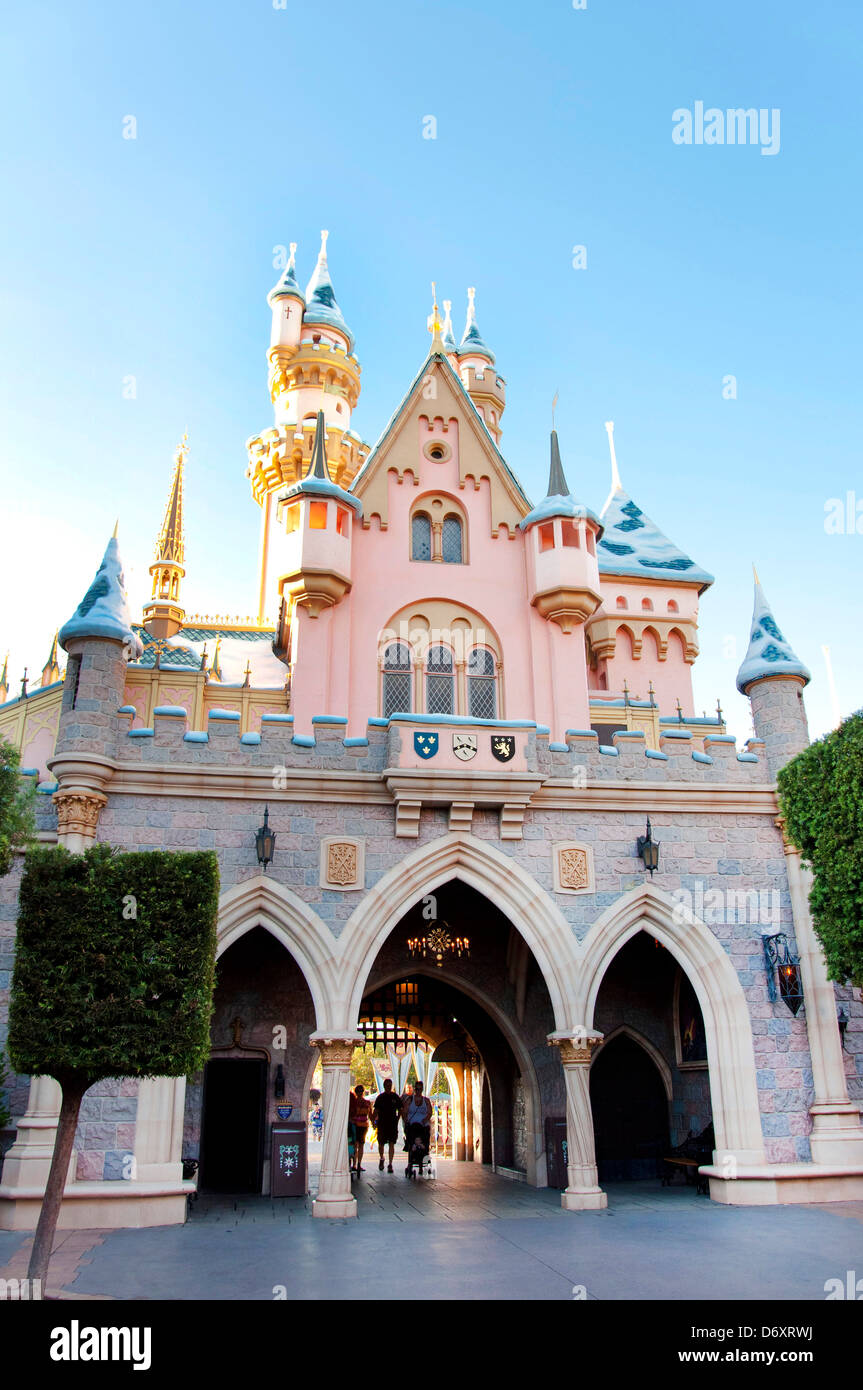 Castle at Disneyland Amusement Park, California USA Stock Photo - Alamy