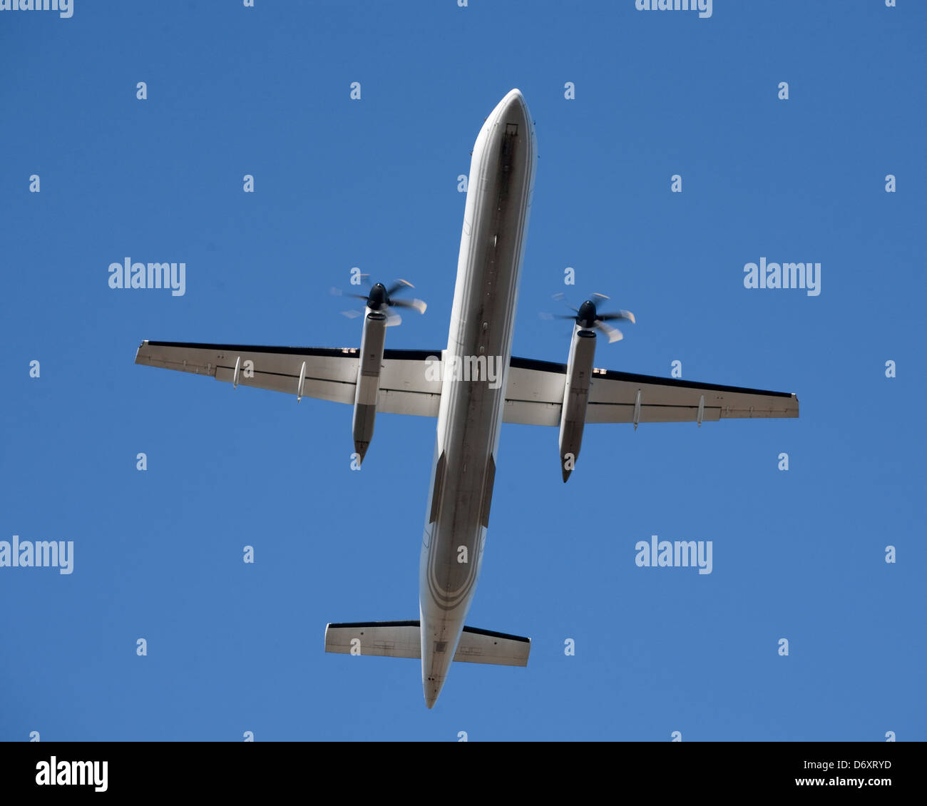 Aircraft vertical hi-res stock photography and images - Alamy