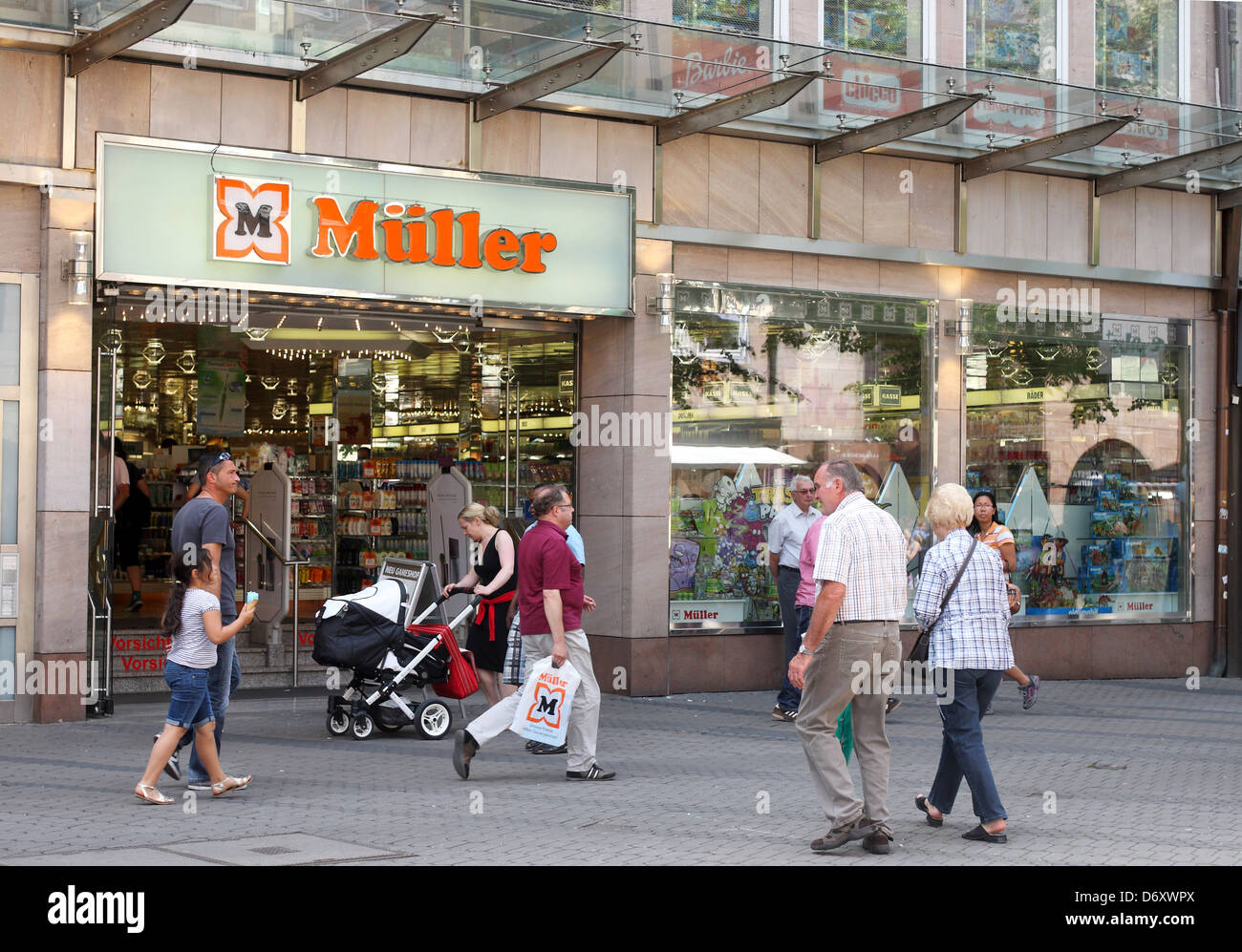 Mueller logo hi-res stock photography and images - Alamy