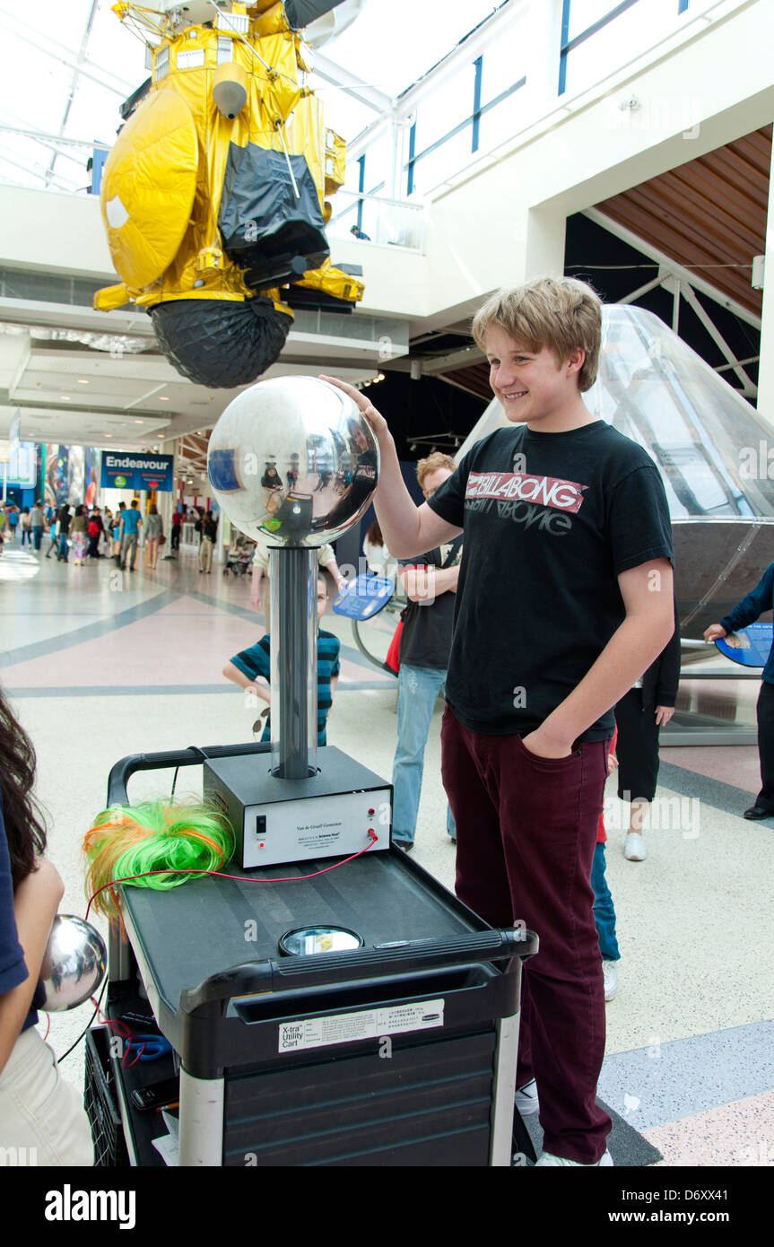 California Science Center in Los Angeles Stock Photo - Alamy