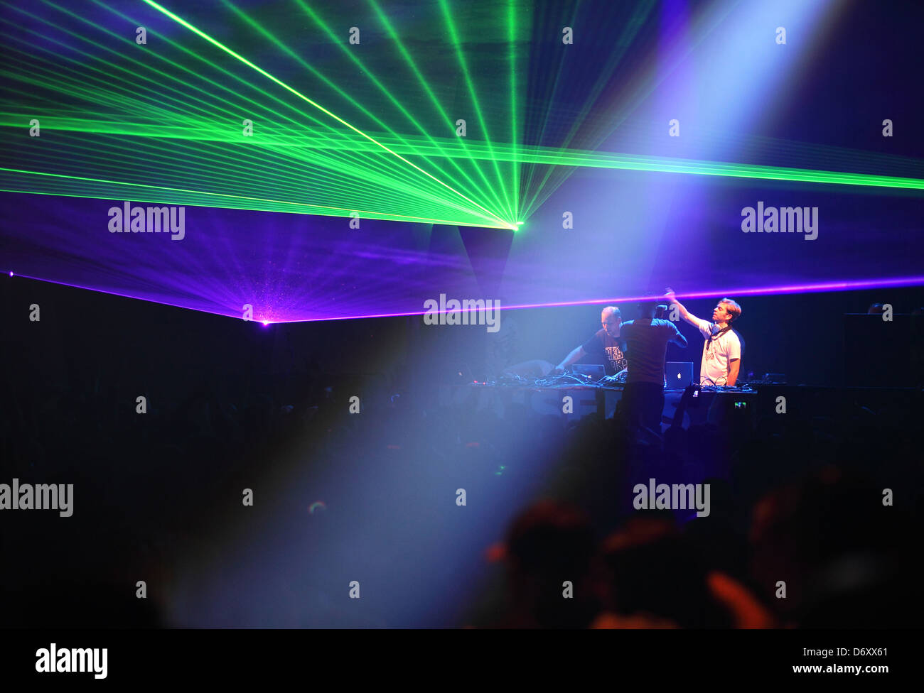 Berlin germany on summer rave hi-res stock photography and images - Alamy