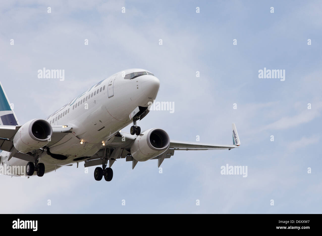 Westjet Boeing 737-800 Landing at Toronto Pearson Airport, Ontario ...