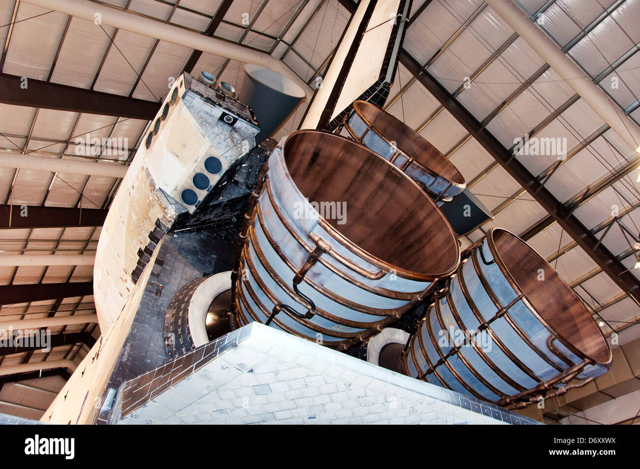 Space Shuttle Endeavour, California Science Center in Los Angeles Stock ...