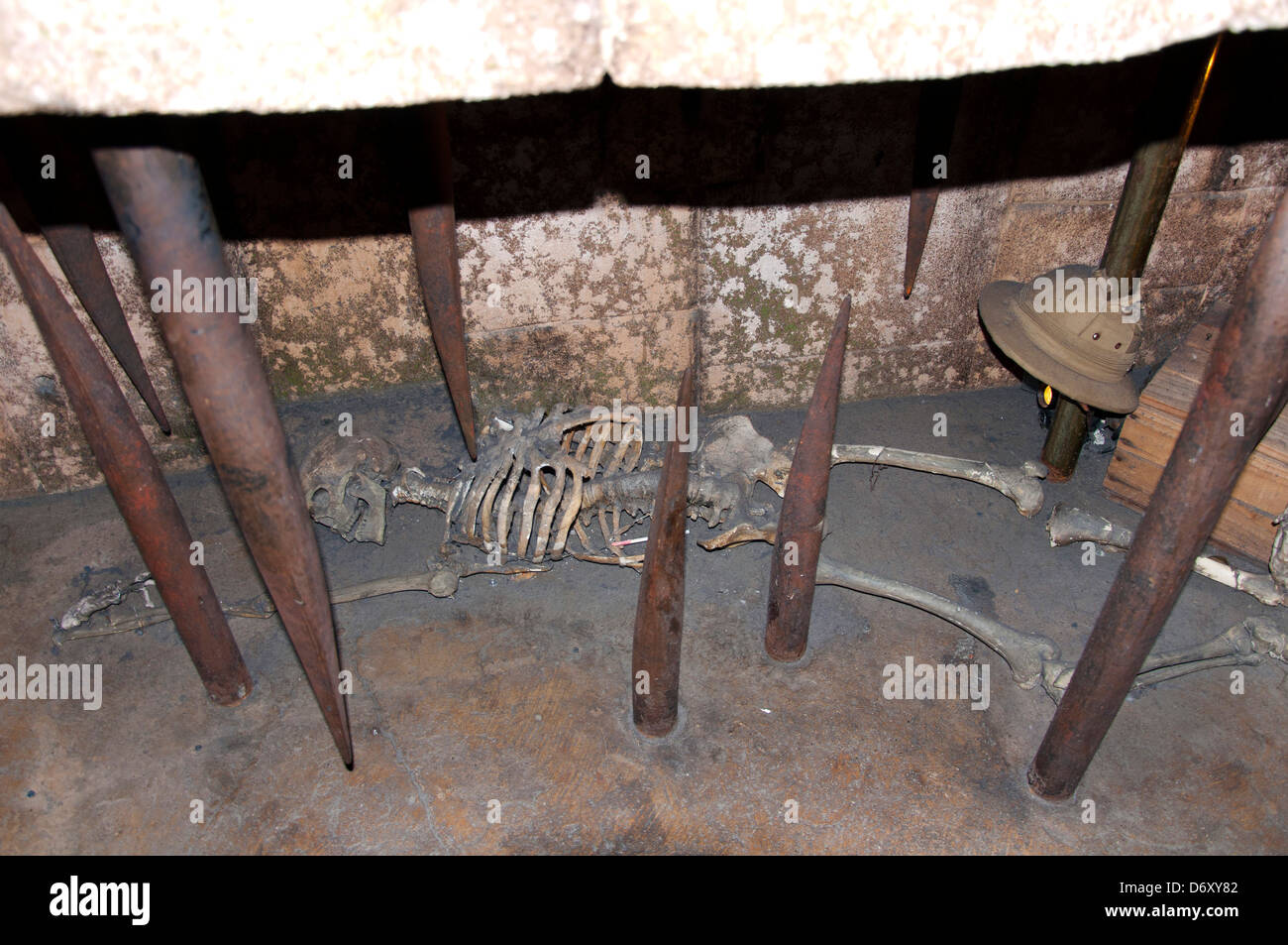 Skeleton lying on the floor Stock Photo - Alamy