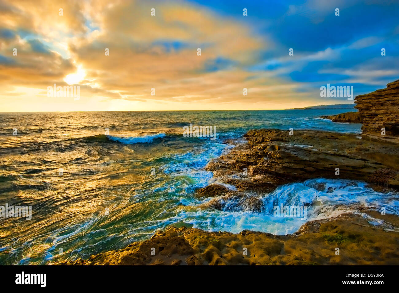 Ocean waves and cliffs at sunrise hi-res stock photography and images ...