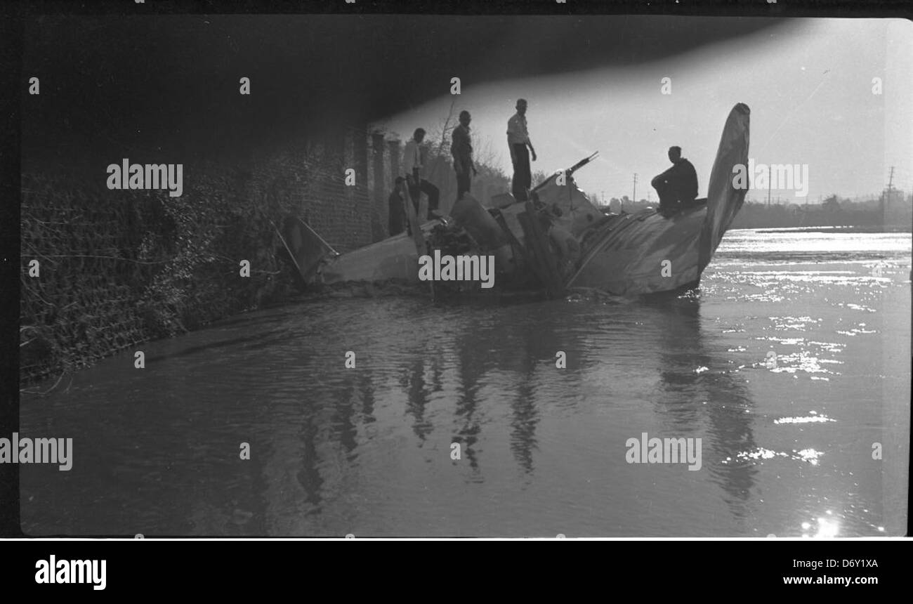 This photograph shows the crash of a Northrop Alpha 4 aircraft (NC994Y ...