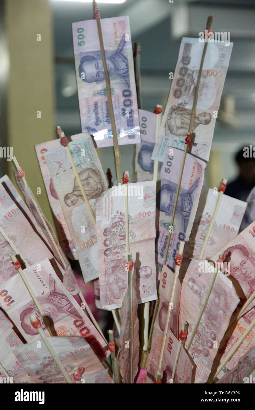 The Thailand Money is worship in the temple Stock Photo - Alamy