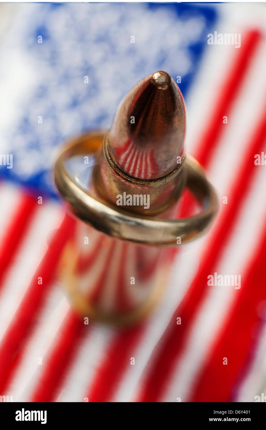 Weapons love hi-res stock photography and images - Alamy