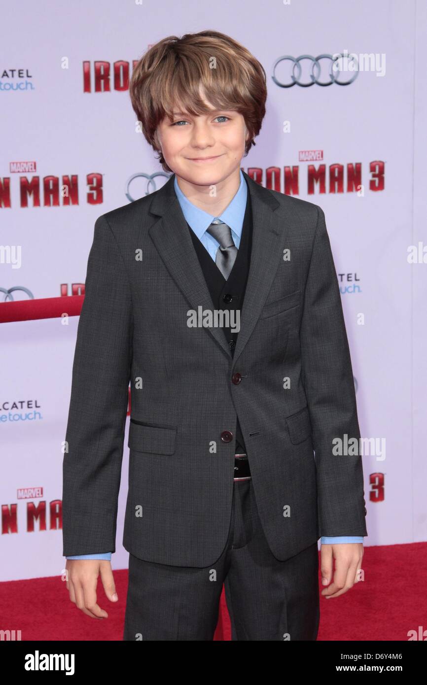 Ty Simpkins And Robert Downey Jr