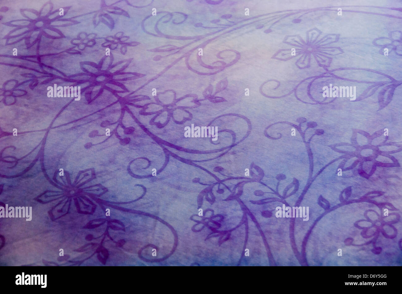 Flowered wallpaper hi-res stock photography and images - Alamy
