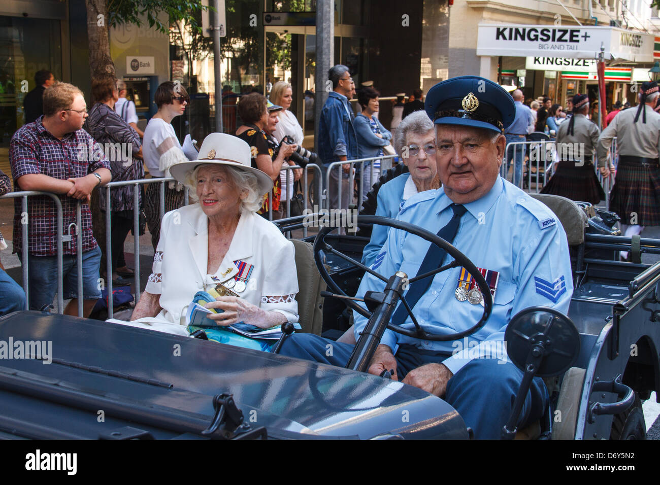 Australian naval parade hi-res stock photography and images - Alamy