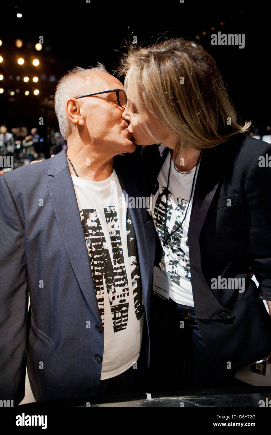 Max Azria and Lubov Azria share a kiss Mercedes-Benz New York Fashion ...