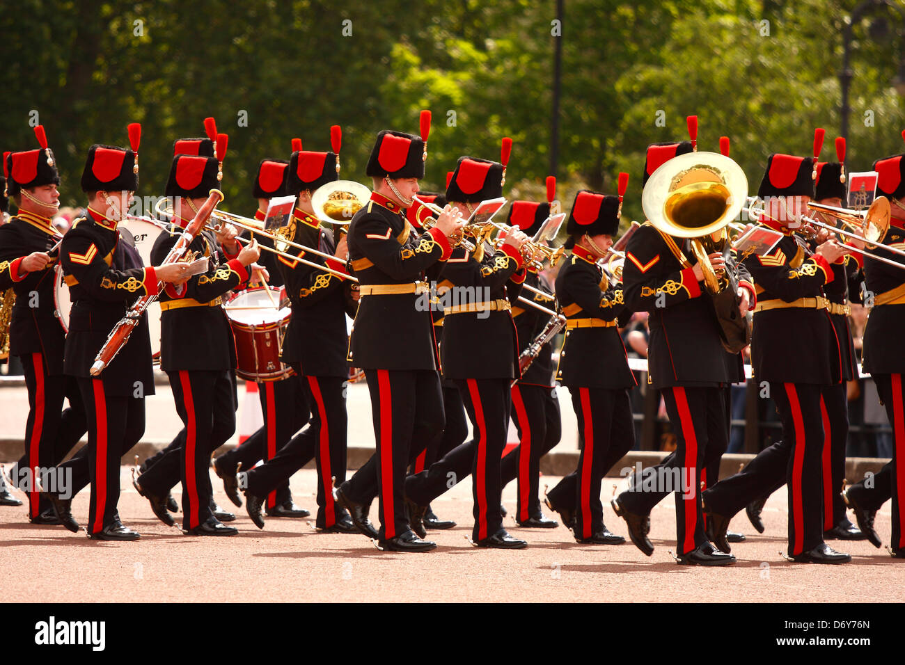 Guardsman musician hi-res stock photography and images - Alamy