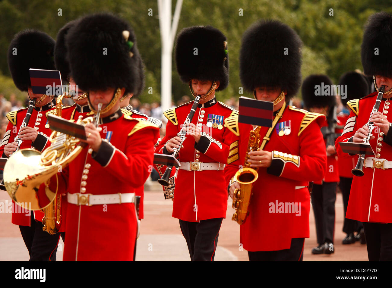 Guardsman musician hi-res stock photography and images - Alamy