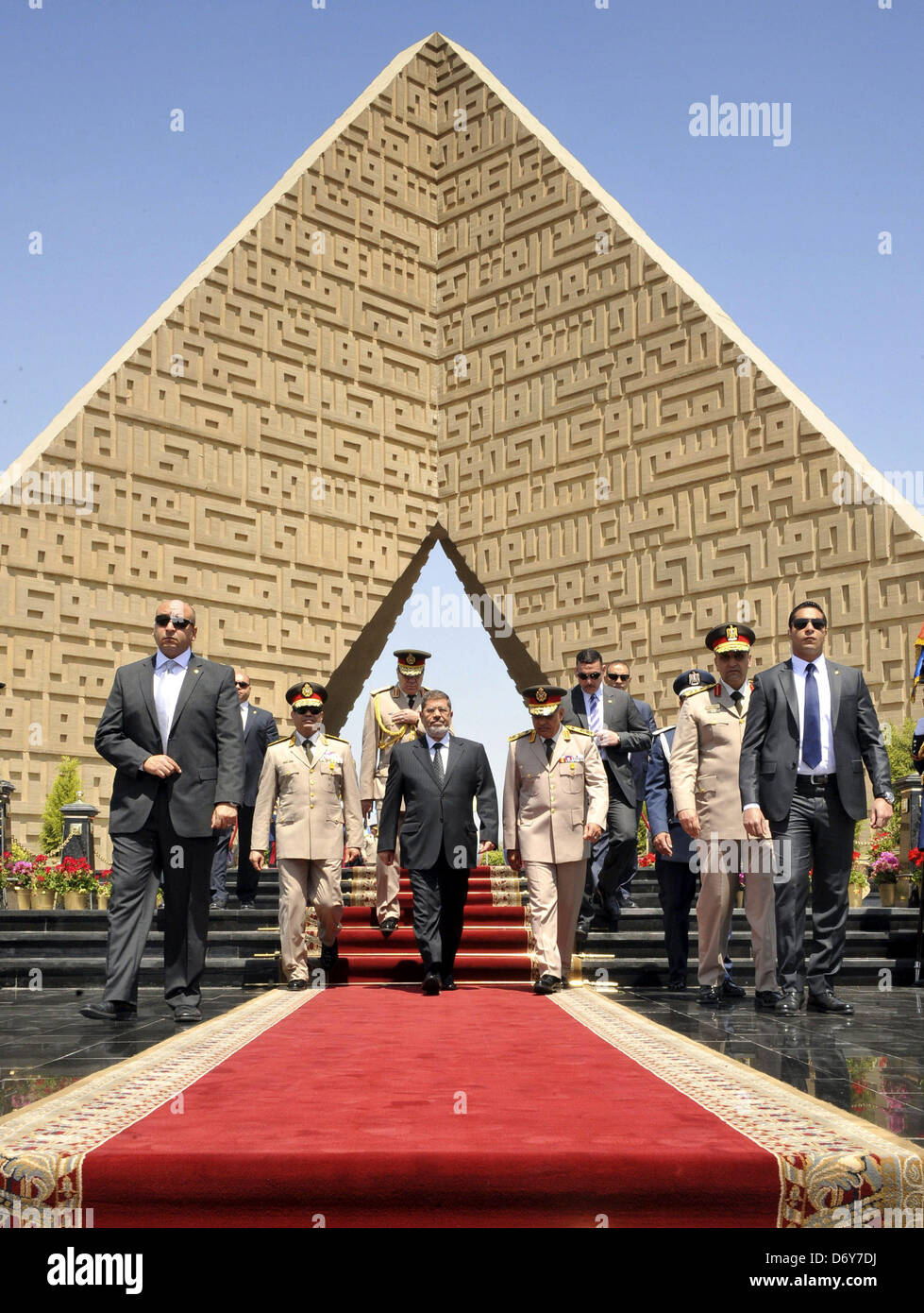 Anwar sadat tomb hi-res stock photography and images - Alamy