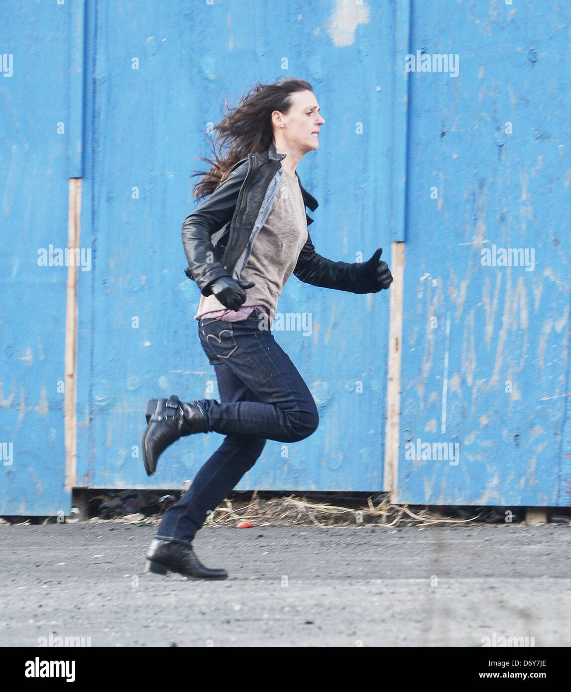 Suranne Jones filming a scene for 'Scott & Bailey' in which she has to ...