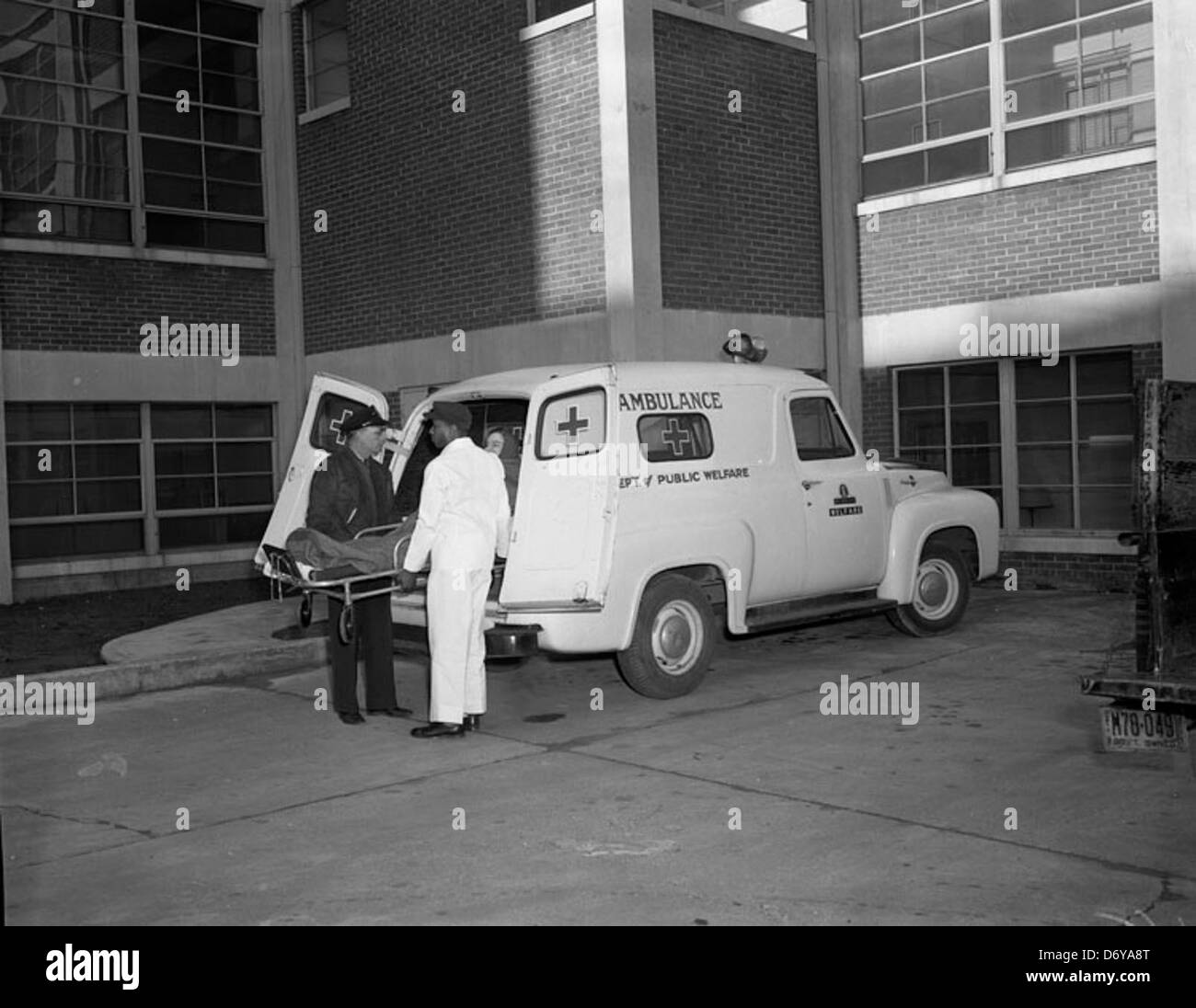 Ambulance in city Black and White Stock Photos & Images - Alamy