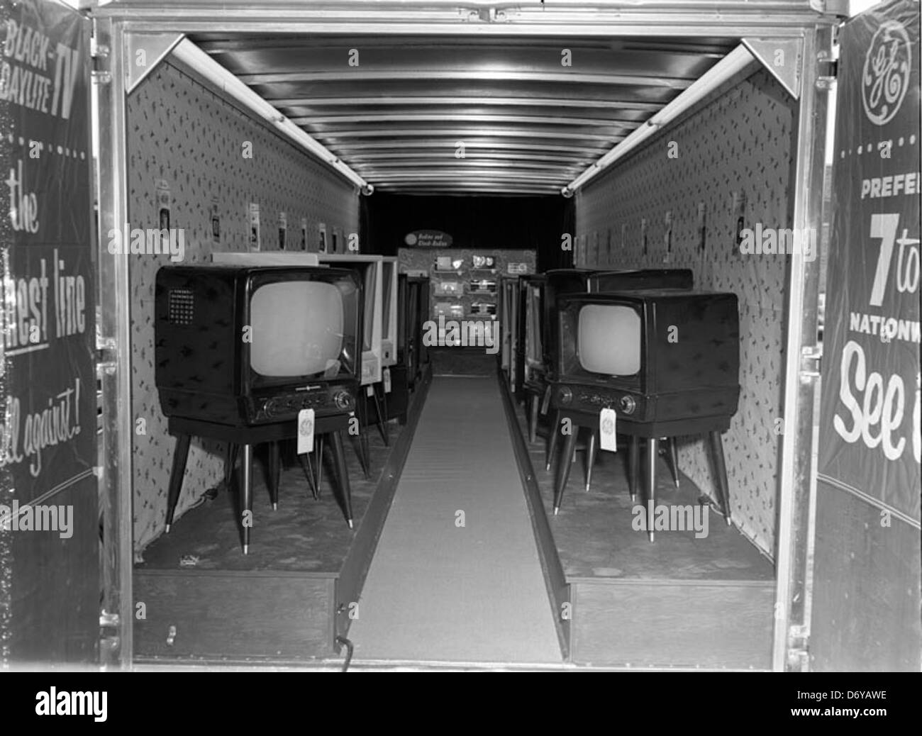 Vintage trailer truck Black and White Stock Photos & Images - Alamy