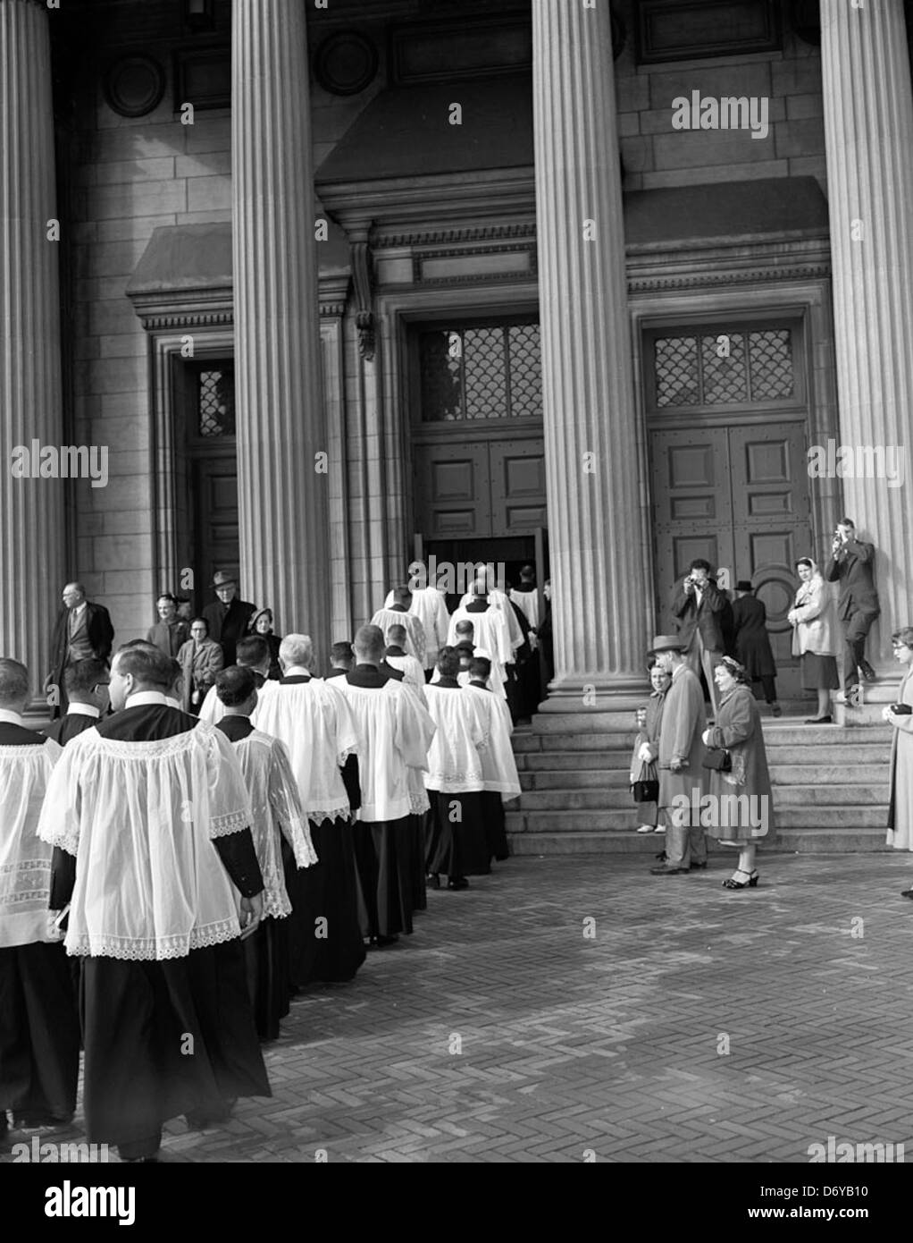 Bishop ireton celebration 50th hi-res stock photography and images - Alamy