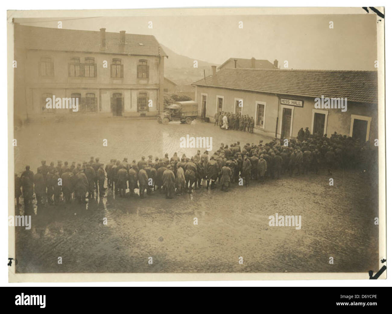 Chow hall hi-res stock photography and images - Alamy