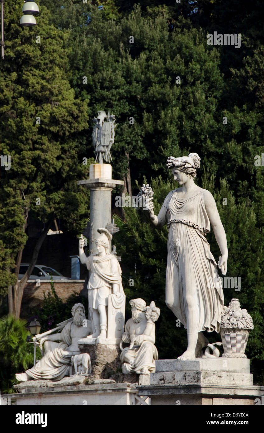 Dea Romana's fountain and sculpture at Piazza del Popolo, Rome, Lazio ...