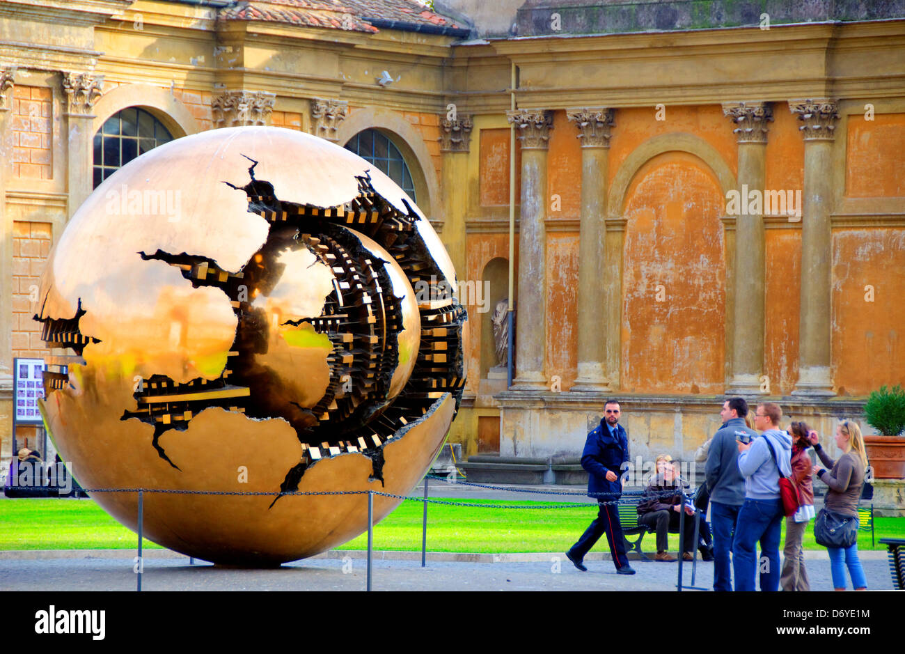 Vatican modern religious art hi-res stock photography and images - Alamy