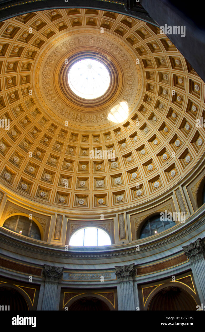 Coffered ceiling of the Sala Rotonda, Vatican Museums, Vatican City ...
