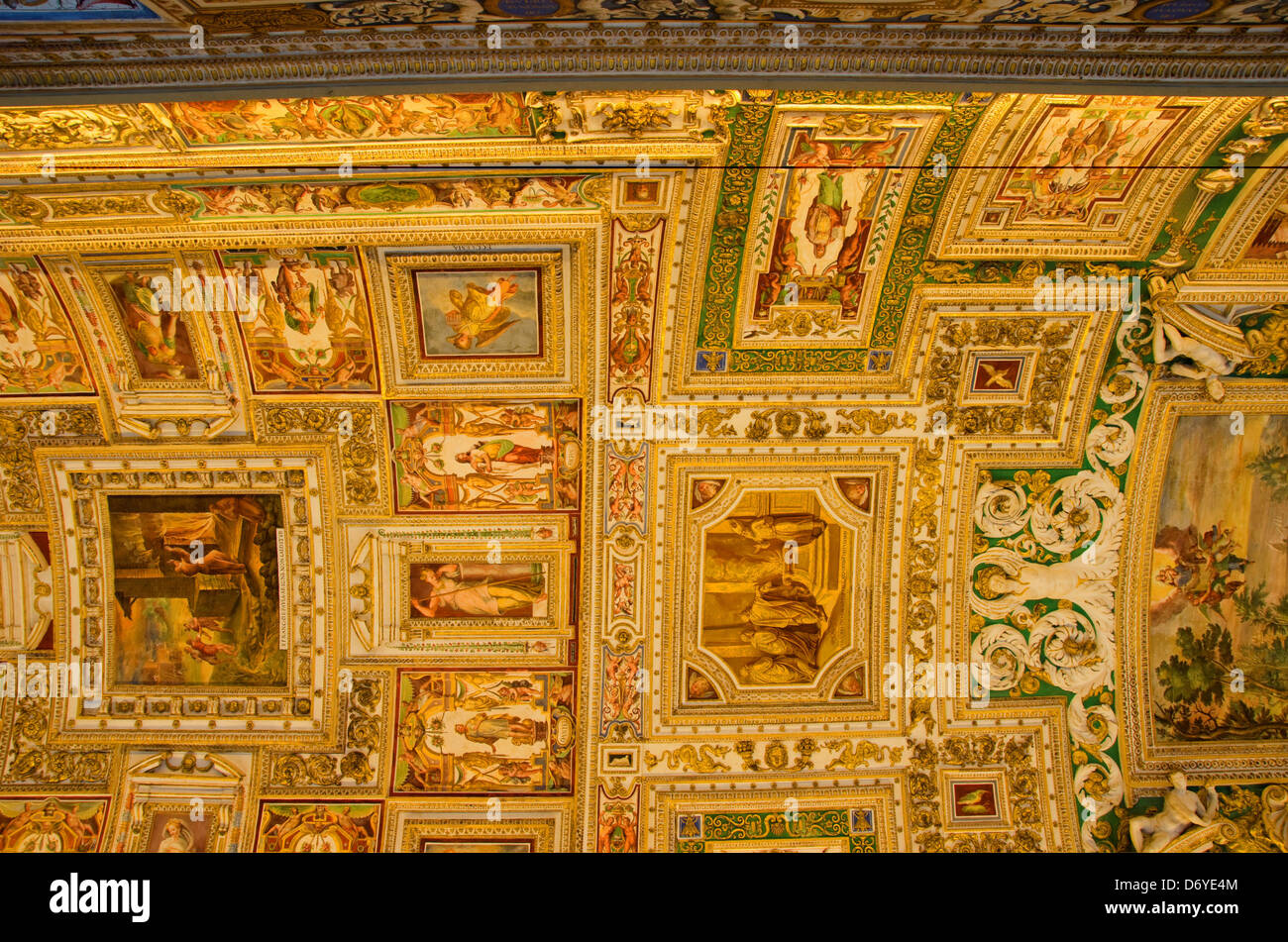 Ceiling details of the Gallery of Maps, Vatican Museums, Vatican City Stock Photo - Alamy