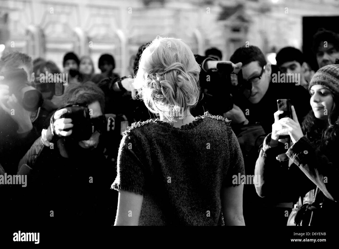 Fashion week model Black and White Stock Photos & Images - Alamy