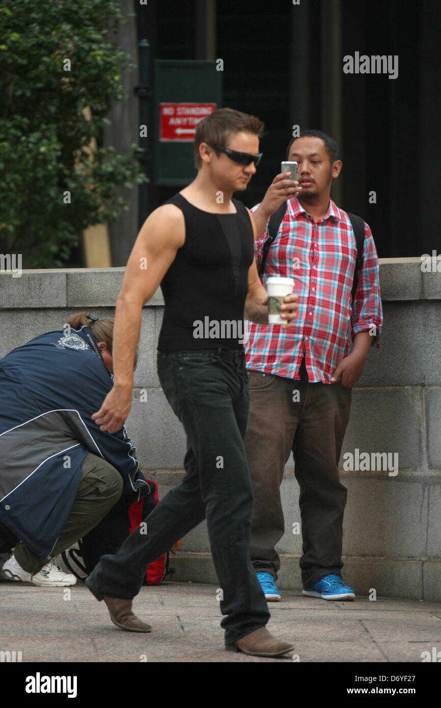 Jeremy Renner Muscles