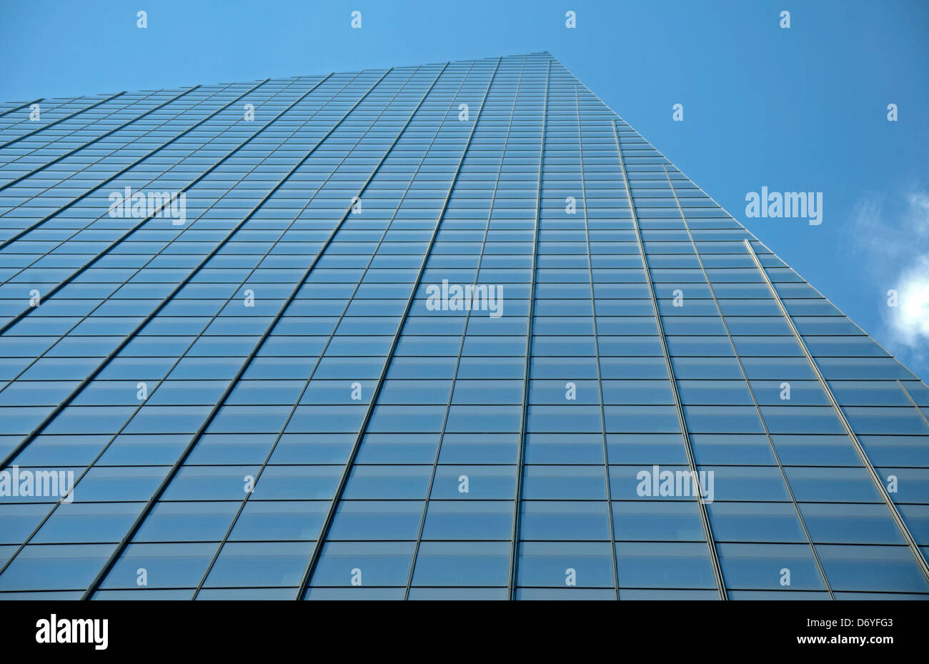 A modern glass skyscraper in New York City, USA Stock Photo - Alamy