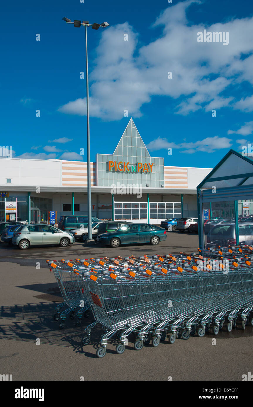 Finnish supermarket hi-res stock photography and images - Alamy
