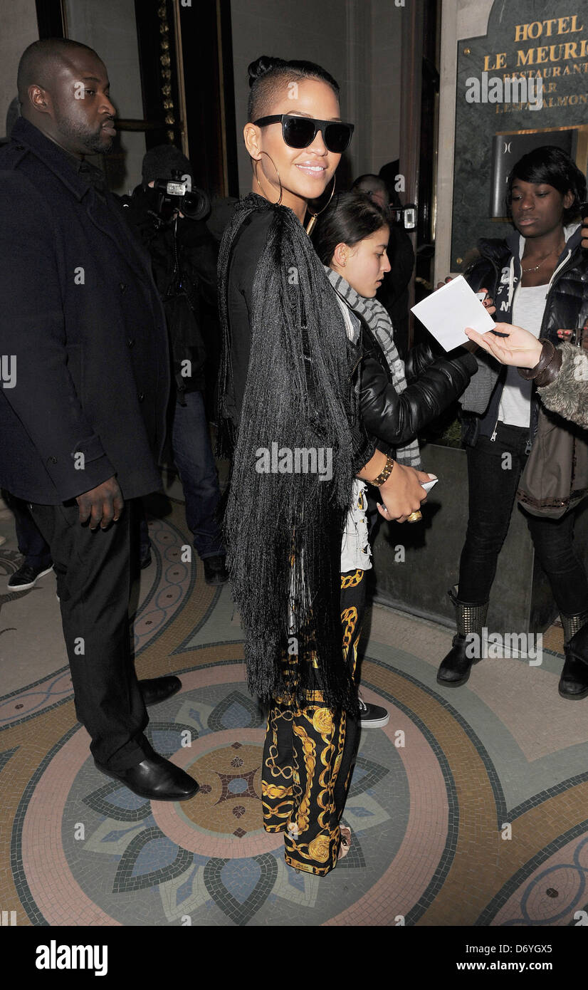 Cassie aka Cassandra Ventura arriving back to her hotel. Paris, France ...