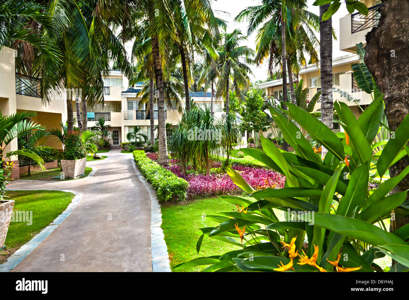 garden and building hotel Sanya China Haynan Stock Photo - Alamy