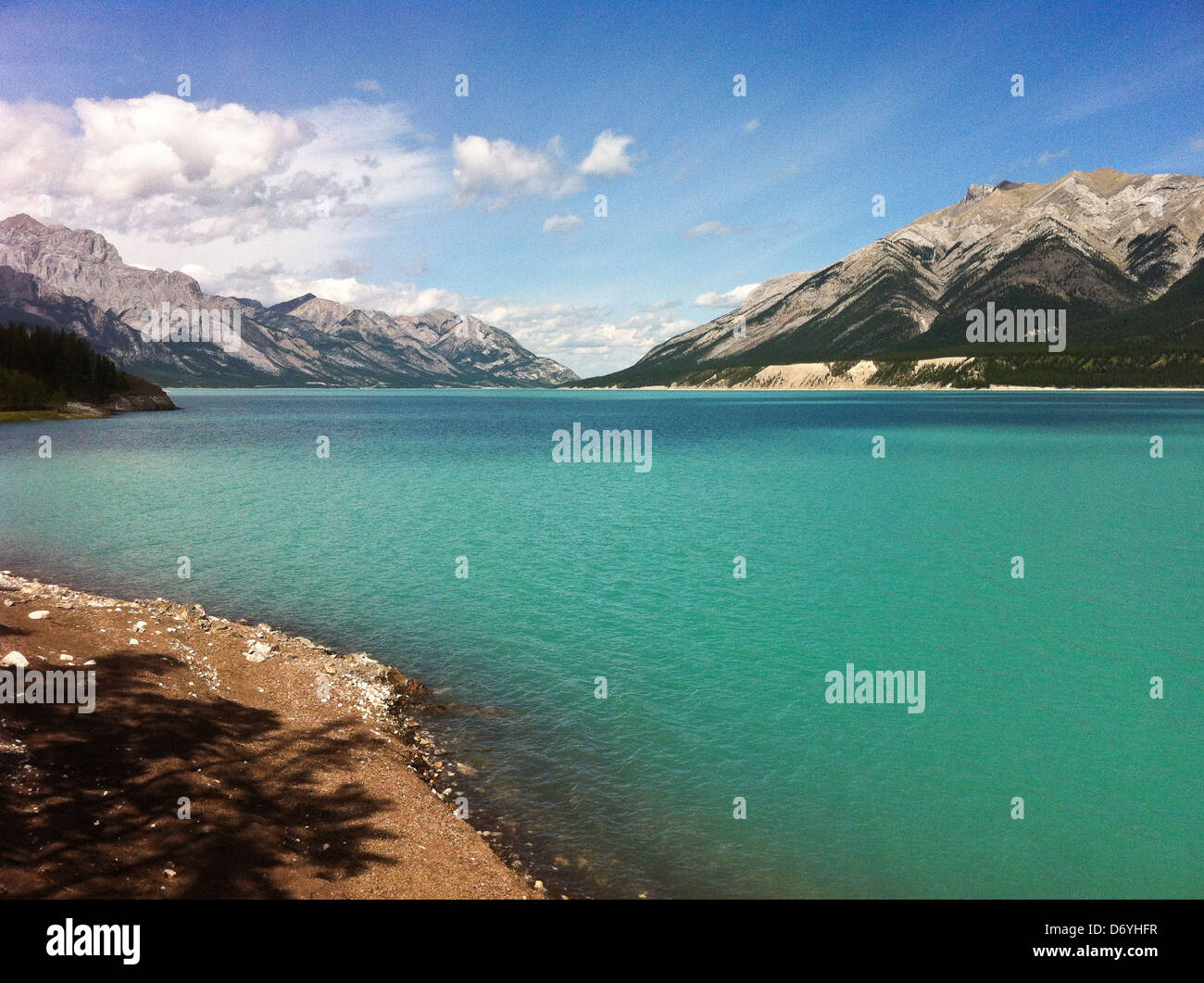 Tranquil Abraham Lake with mountains in background, Nordegg, Alberta ...