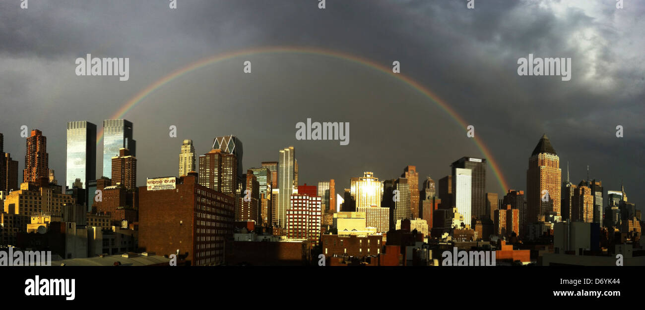 New york city skyline and rainbow hi-res stock photography and images ...