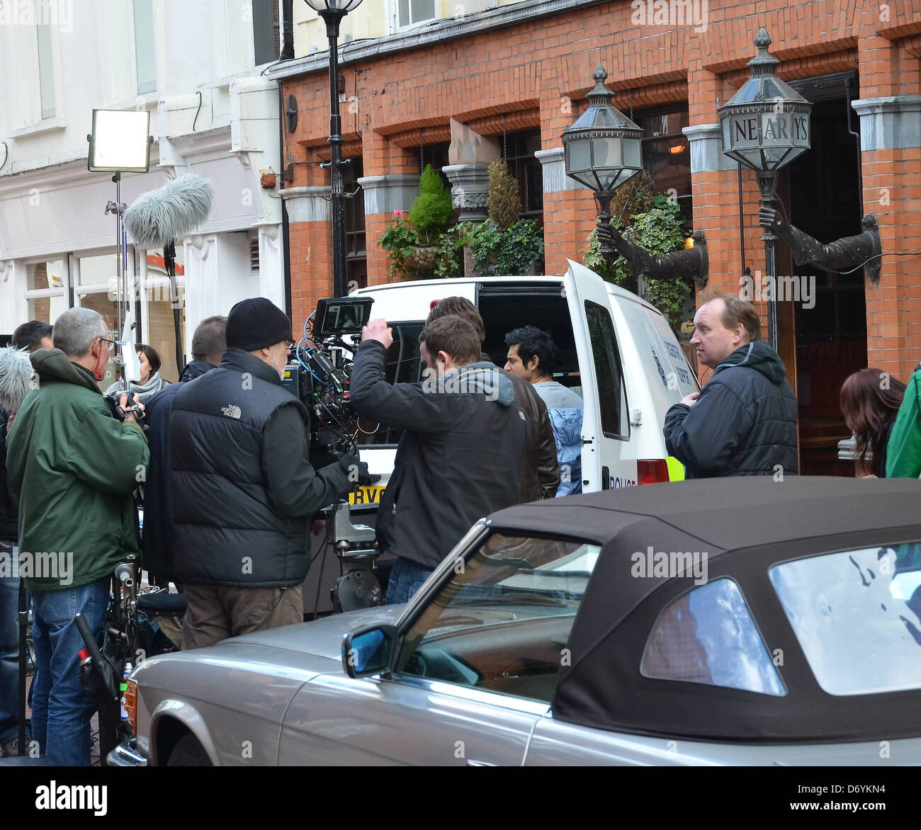 Atmosphere BBC 2 police comedy-drama 'Vexed' filming a crime scene at ...