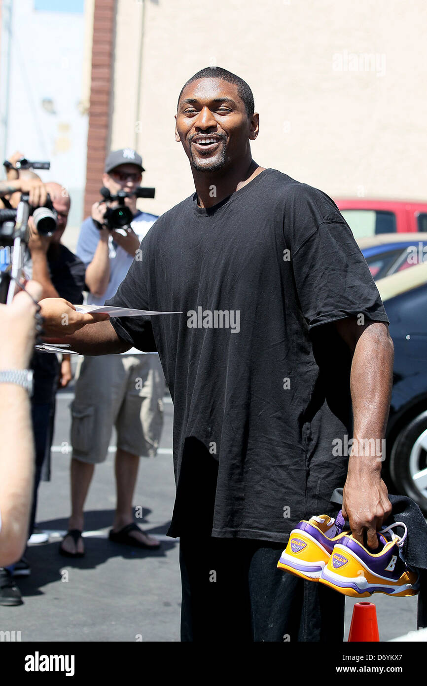 Ron Artest 'Dancing with the Stars' celebrities outside the dance ...