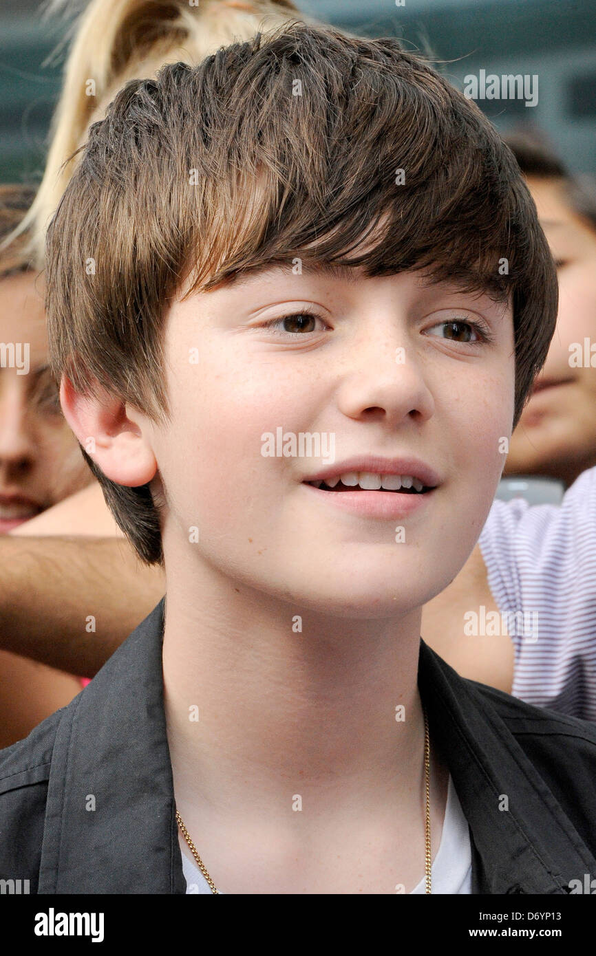 Greyson Chance appears on Much Music's New.Music.Live. Toronto, Canada ...