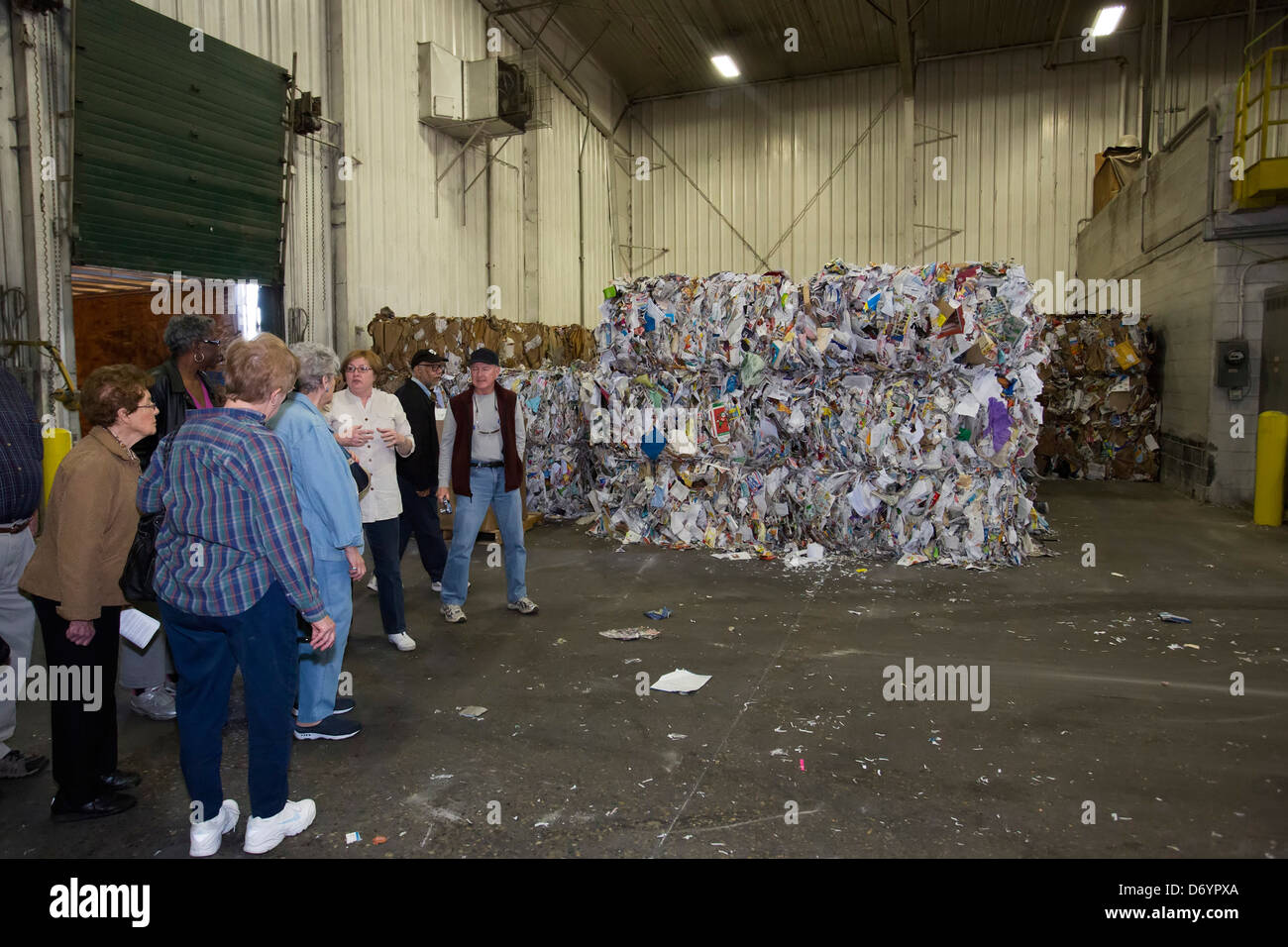 Earth recycling center hi-res stock photography and images - Alamy