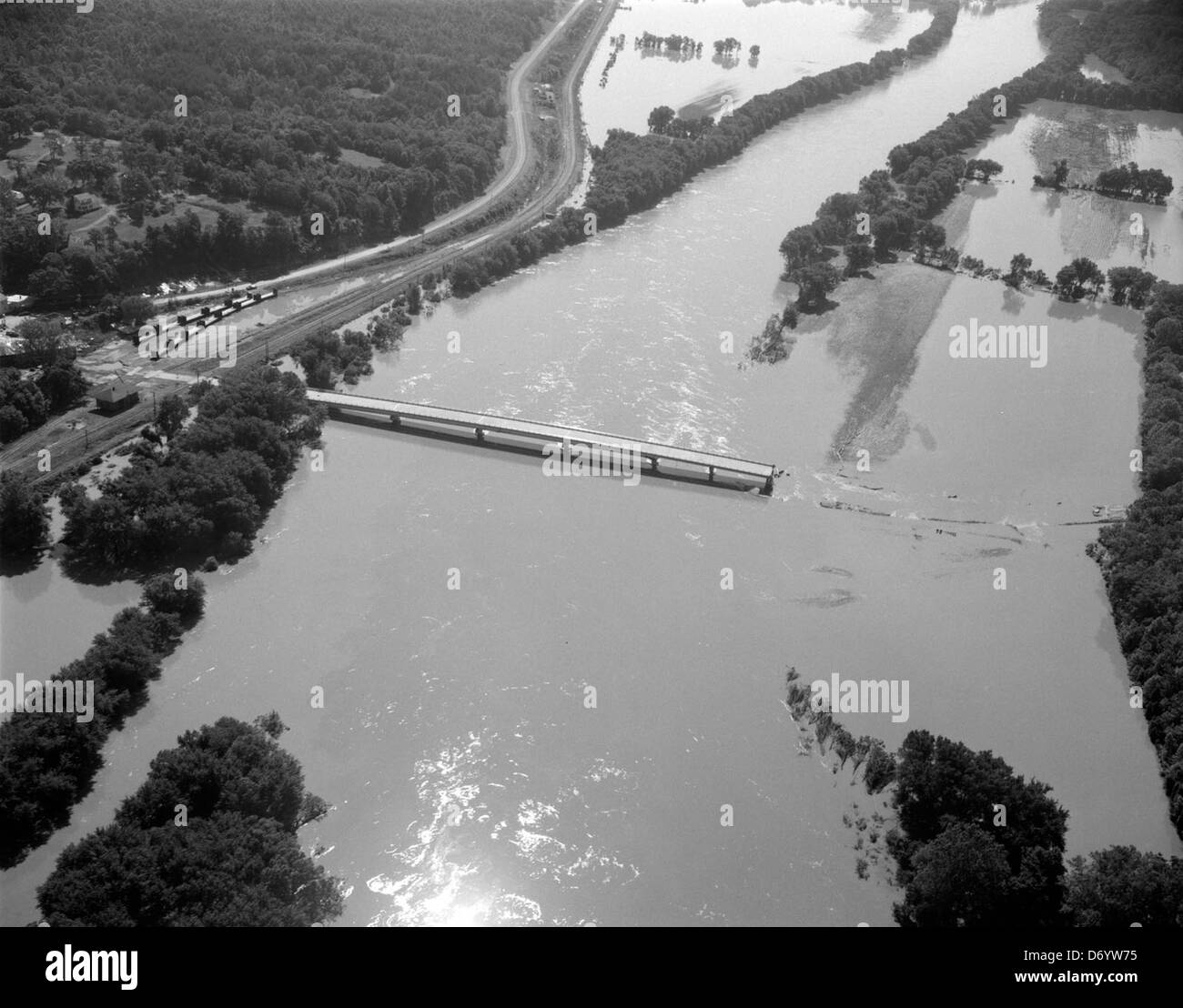Bridge Destruction at Columbia Stock Photo - Alamy