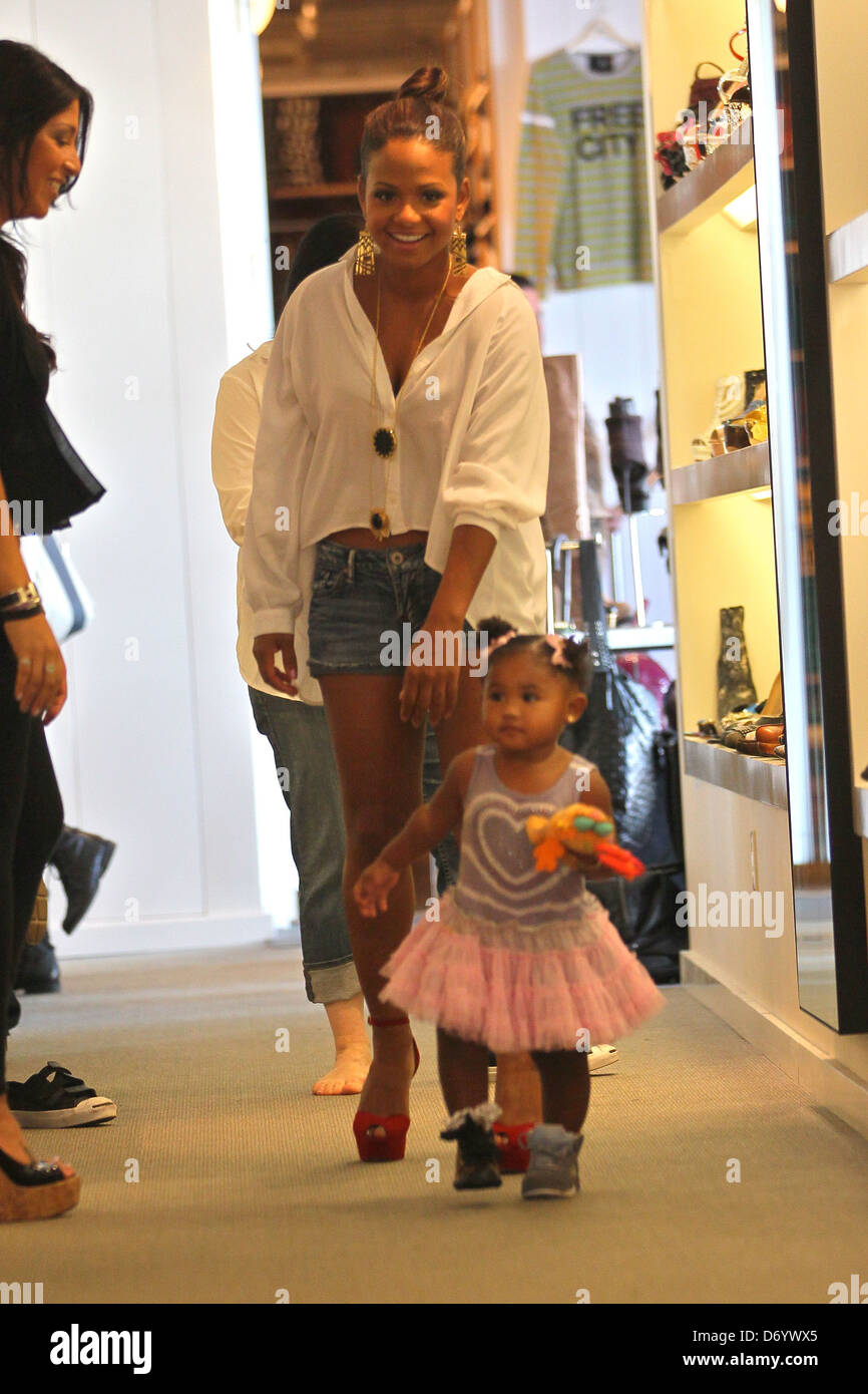 Christina Milian and Violet Madison Nash Christina Milian shopping at ...