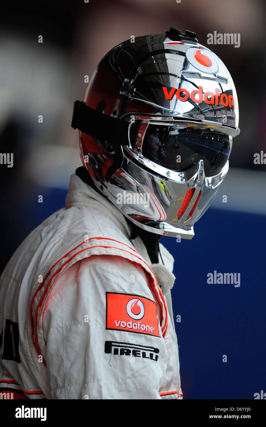 Helmet, McLaren Mechanic F1 - Formula One - Testing - Montmelo Circuit ...