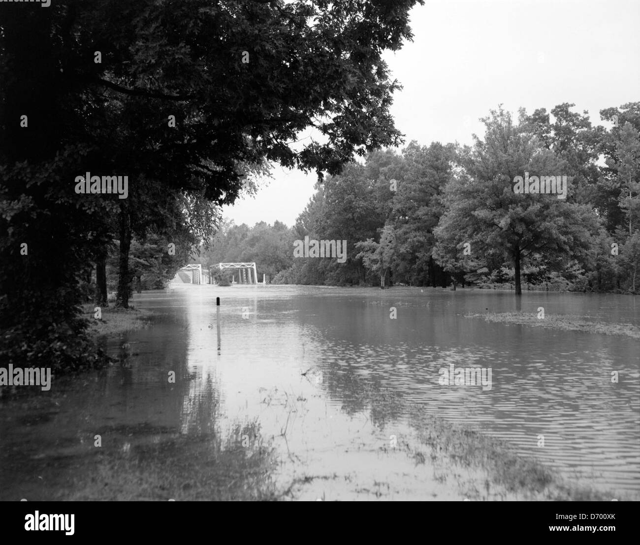 Overflows hi-res stock photography and images - Alamy